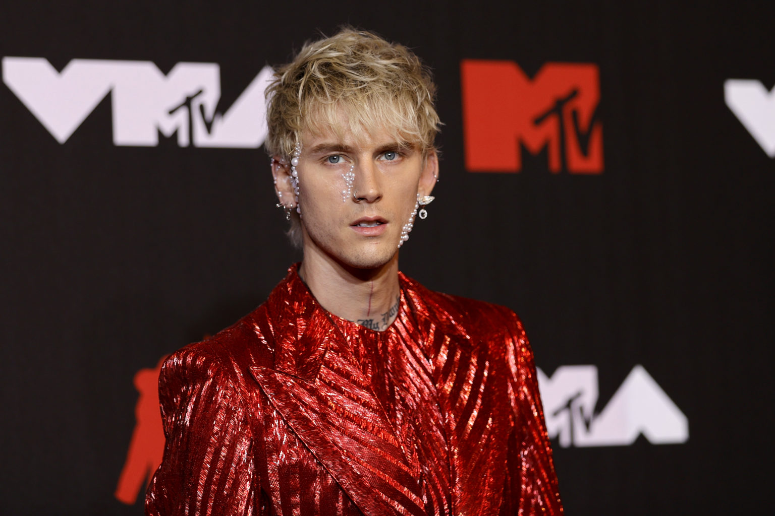 Why Fans Think The Meaning Of MGK s 5150 Is Related To Mental Health why-fans-think-the-meaning-of-mgk-s-5150-is-related-to-mental-health