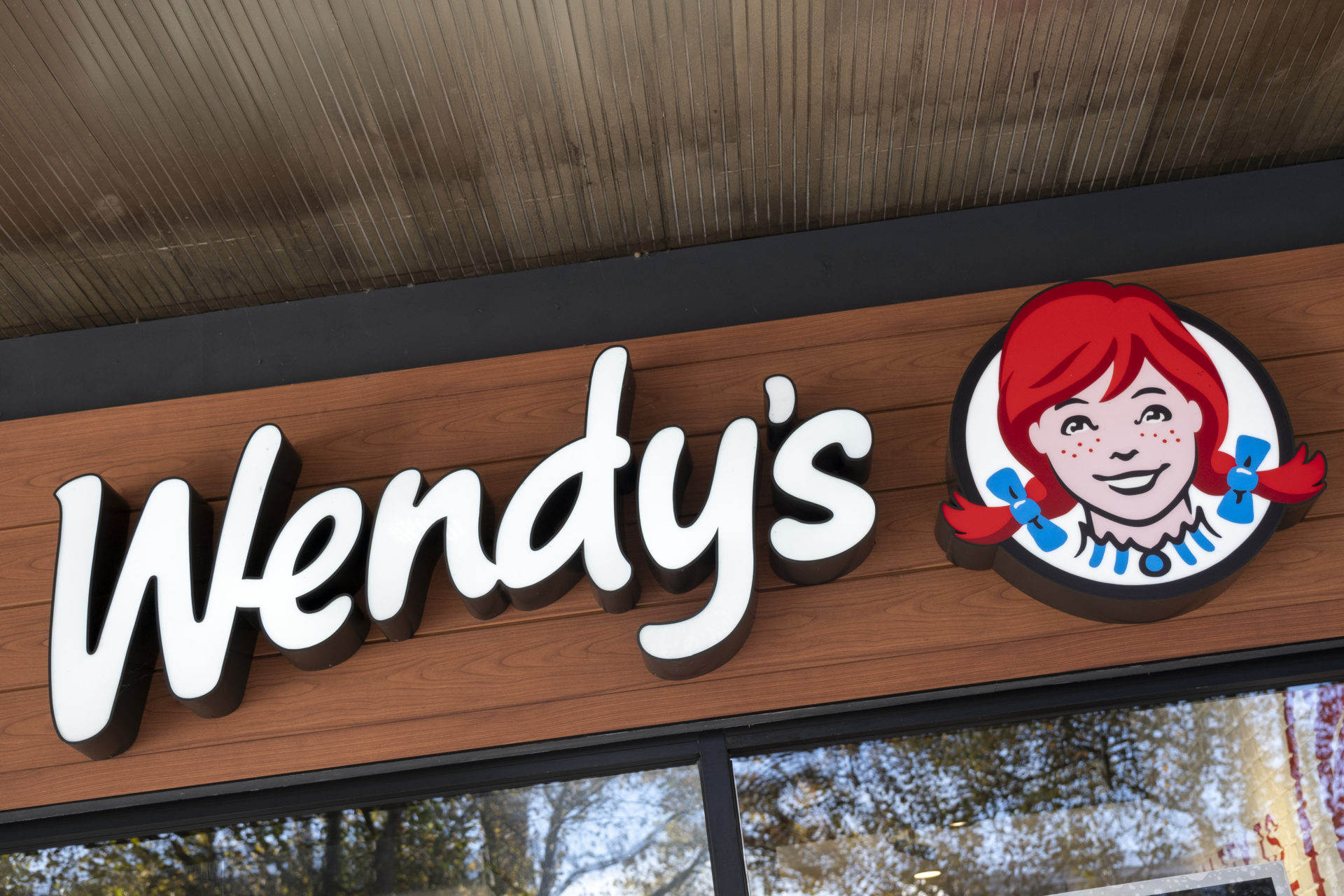 How to get a 1-cent Jr Bacon Cheeseburger from Wendy's