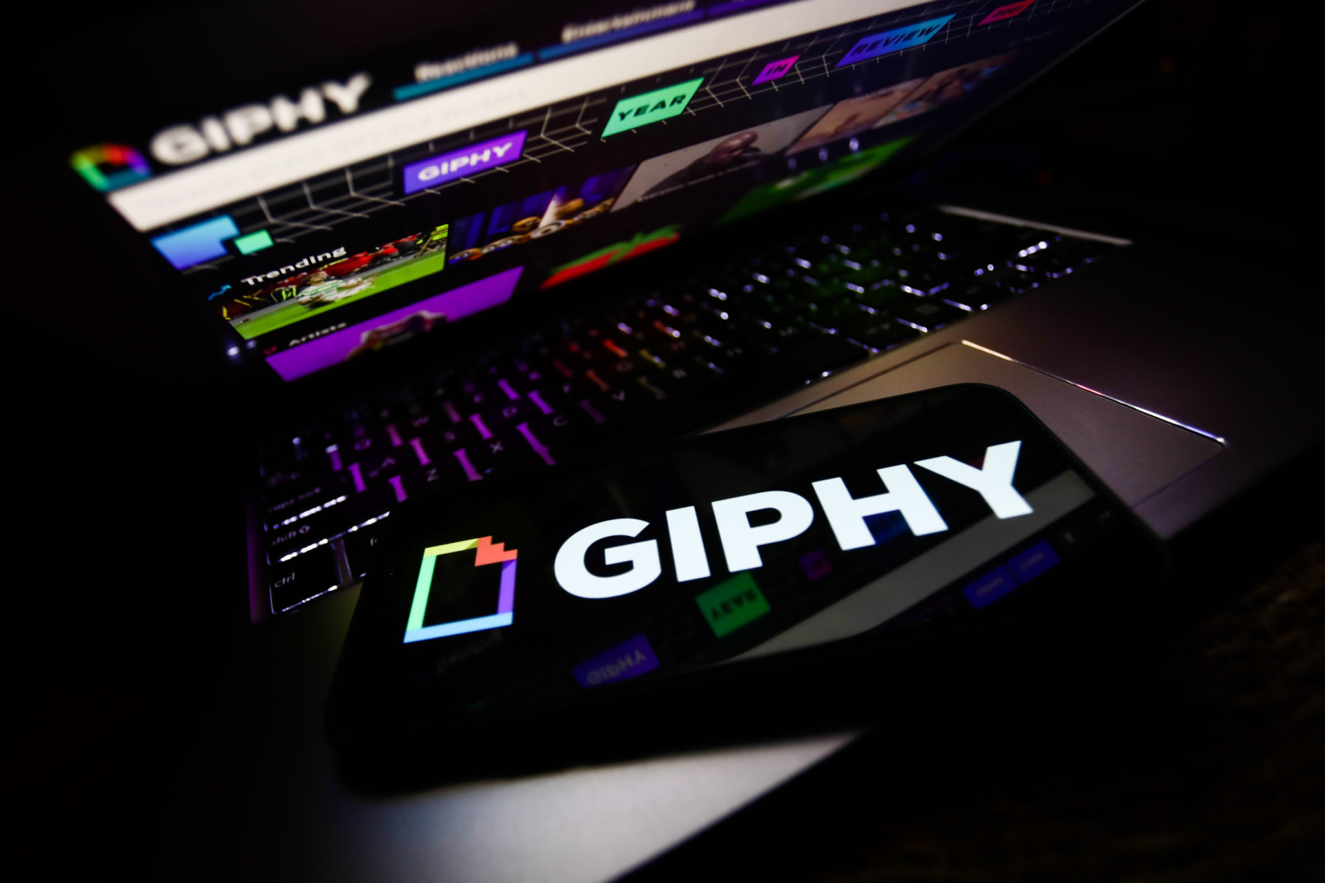 'This Content Is Not Available' GIF floods Instagram as memes disappear