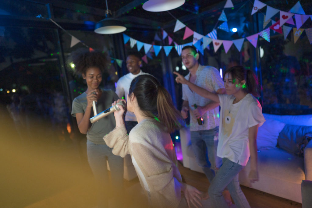 Karaoke can help you lose weight as Gen Z replace the gym with singing ...