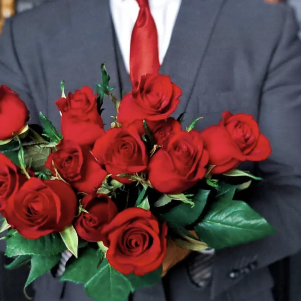 Florist explains five things to look for when picking the 'perfect ...