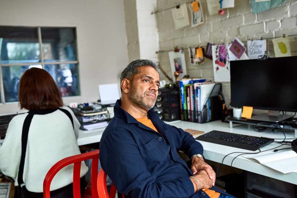 How your brain snaps you back to reality when daydreaming… about your crush