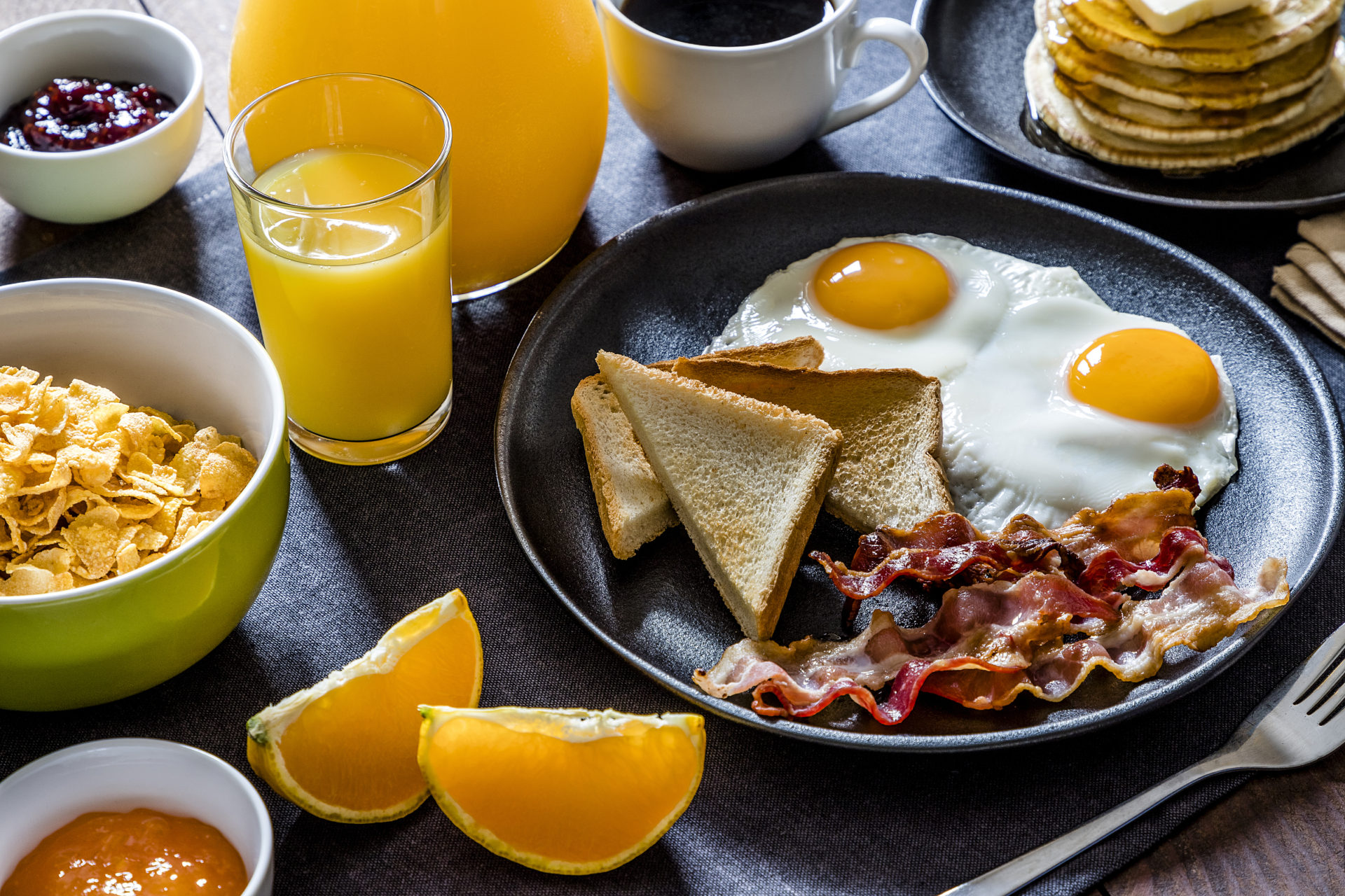 3 breakfast staples that are the worst to eat in the morning ...