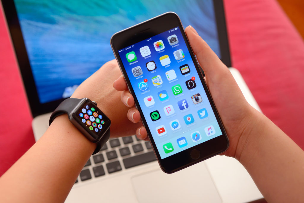 Nostalgic new TinyPod case turns your Apple Watch into an iPod Nano