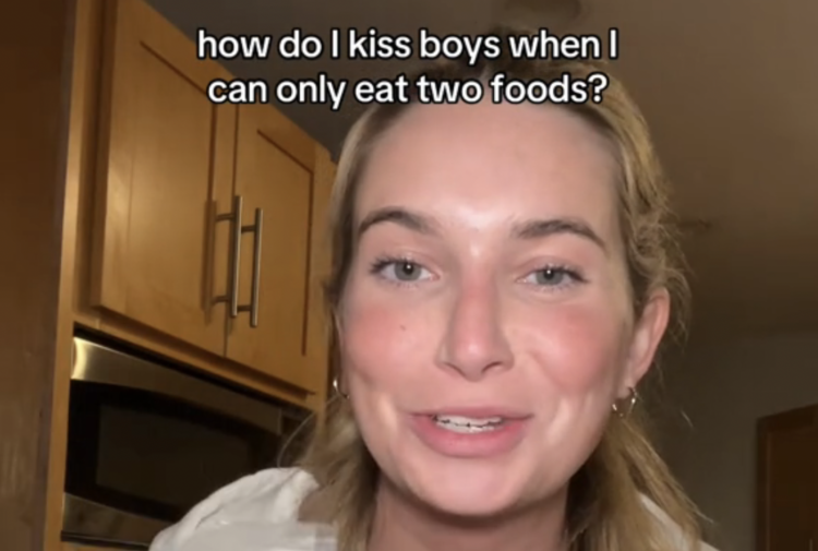 Woman with severe allergies has three strict rules for men who want to ...